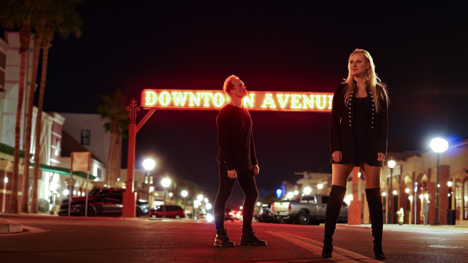 LIVE MUSIC BY DOWNTOWN AVE - Downtown Container Park